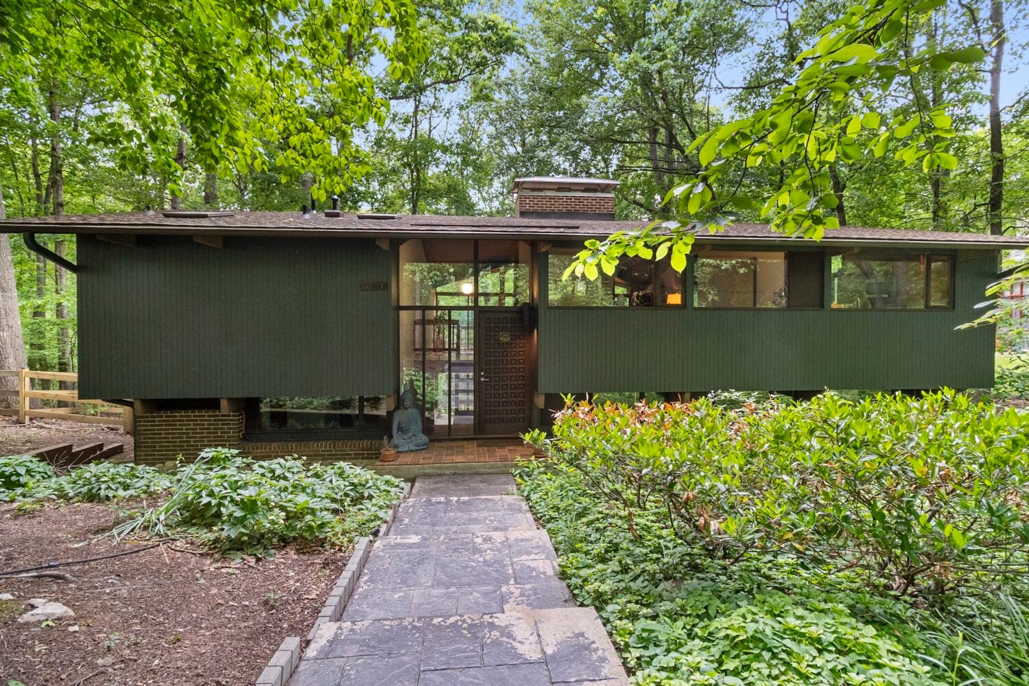 Cool Listing: This Reston Home Feels Like a Tree House - Washingtonian